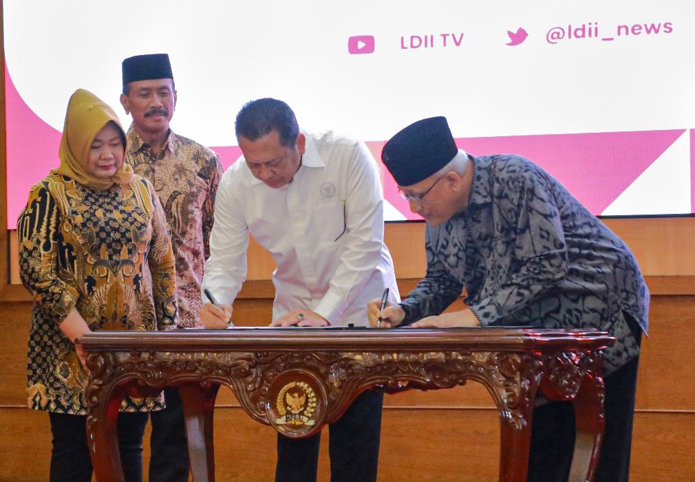 Wujudkan Empat Pilar Kebangsaan, MPR RI dan DPP LDII Teken MoU Sekolah Virtual Kebangsaan - DPW ...